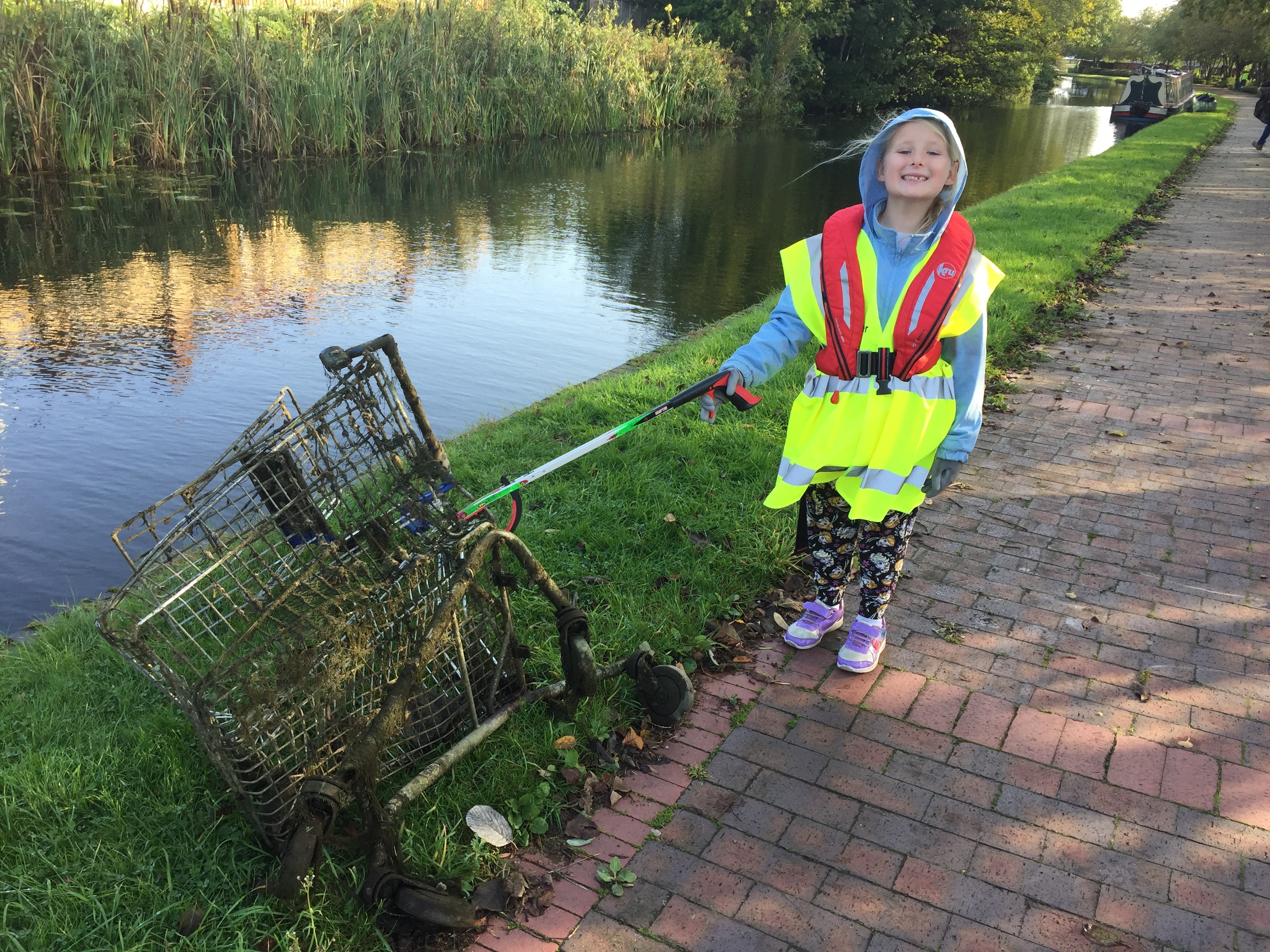 Canal Litter Pick – Falls to Covid-19! | Phil Bateman Online
